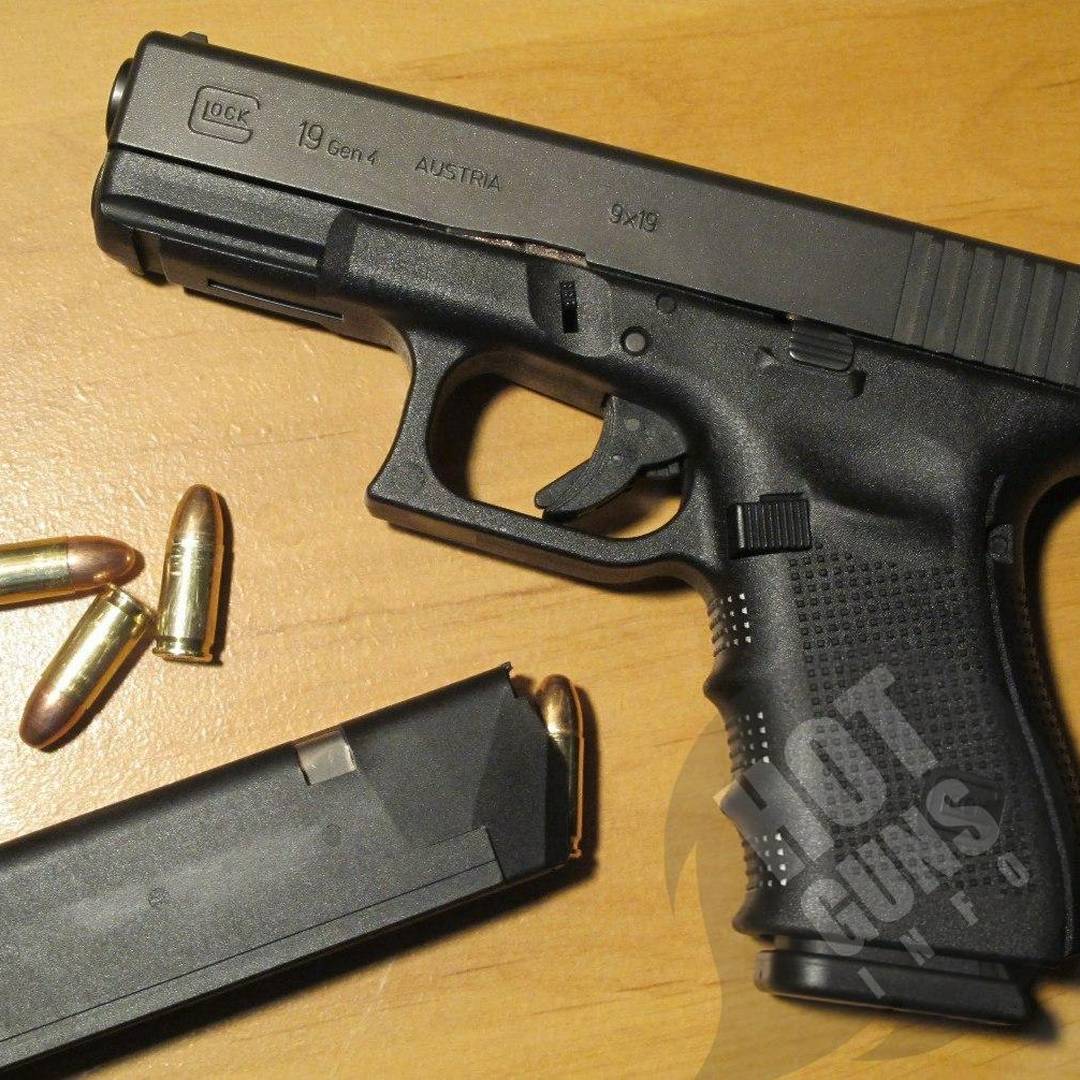Вогнепальна зброя - Нарізна — Glock 19 — Дошка оголошень про зброю ...