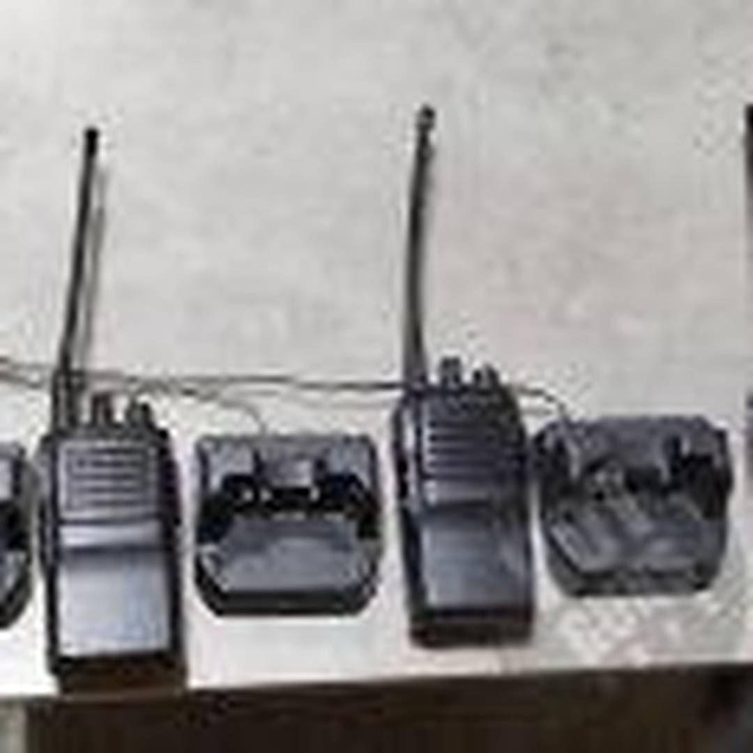 Засоби зв'язку - Рації — Портативна рація Vertex Standard VX-417 ...