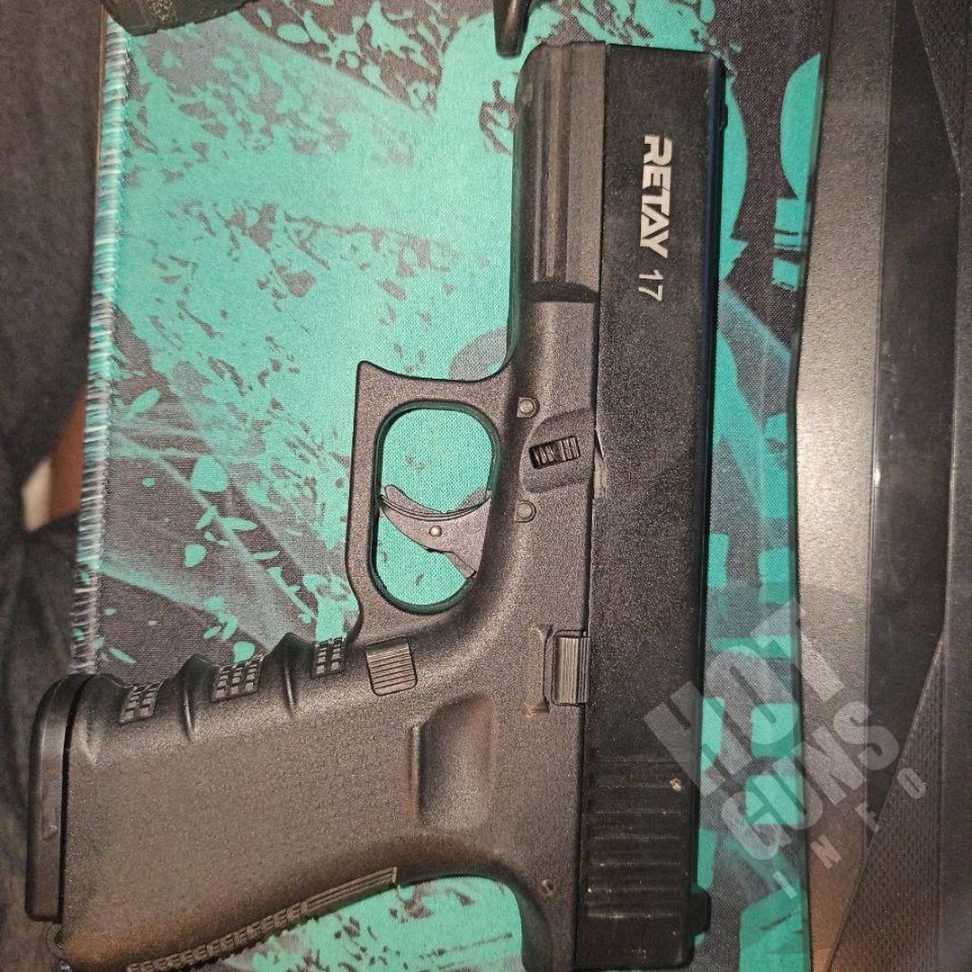 Вогнепальна зброя - Пістолети та револьвери — Retay Glock 19 — Дошка ...