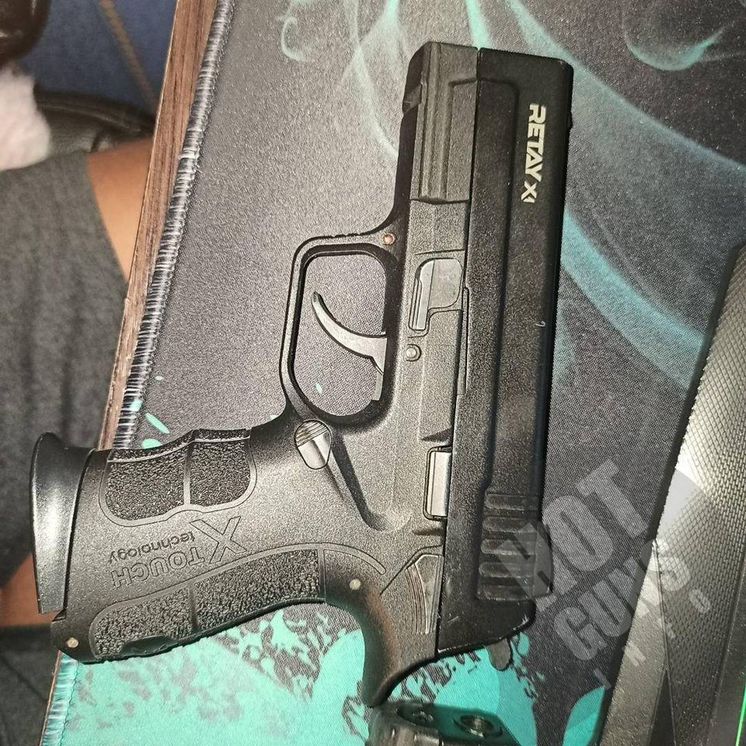 Вогнепальна зброя - Пістолети та револьвери — Retay Glock 19 — Дошка ...